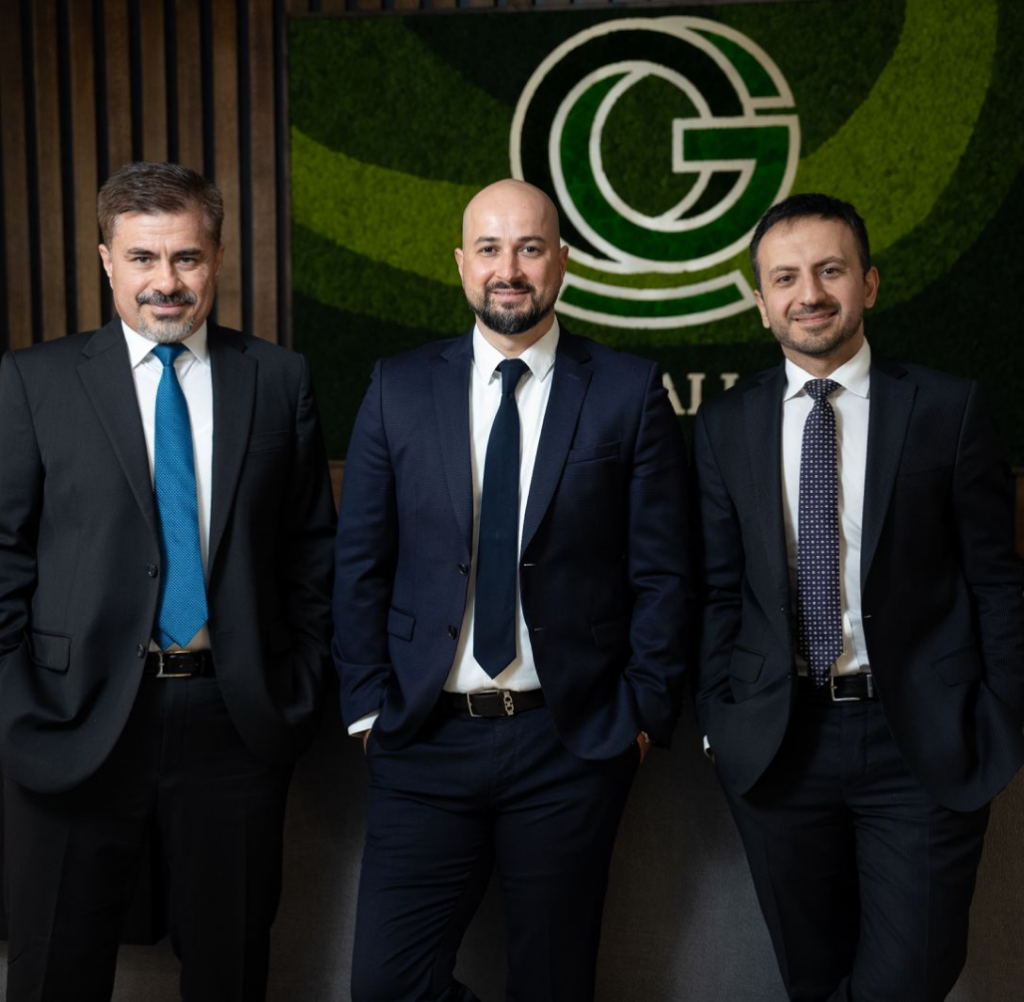 About Us - Onal Gallant